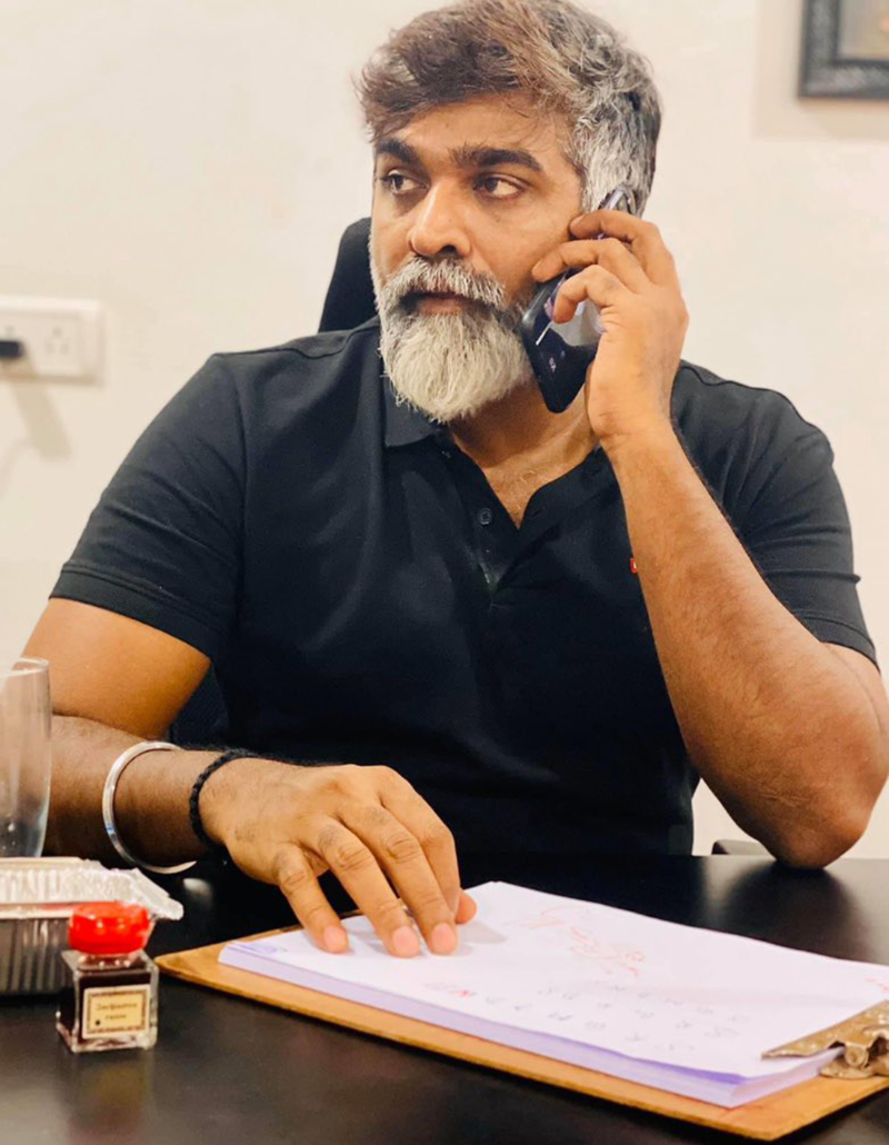 Vijay Sethupathi Biography: Age, Career, Family, Networth, Movies ...