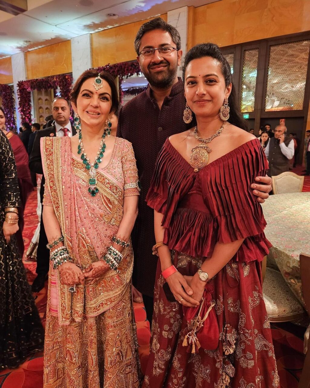 Tejaswini Nandamuri Biography: Age, Career, Family, Husband, Sister, Occupation, Son, Networth ...