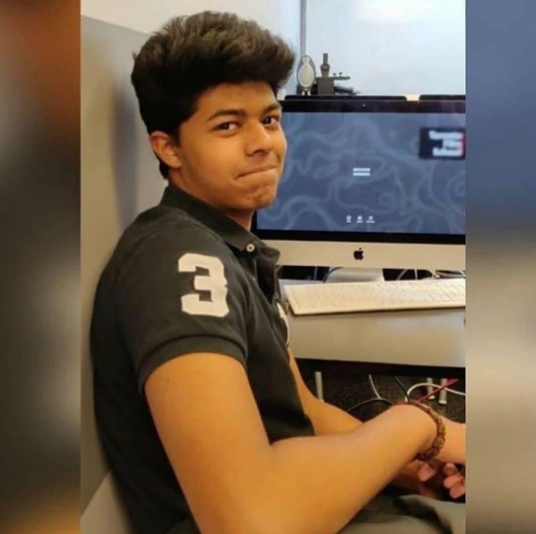 Vijay Thalapathy Son Jason Sanjay Biography: Age, Family, Education ...