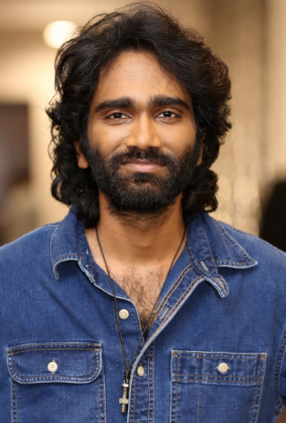 Pradeep Ranganathan Biography: Age, Career, Family, Girlfriend, Height ...