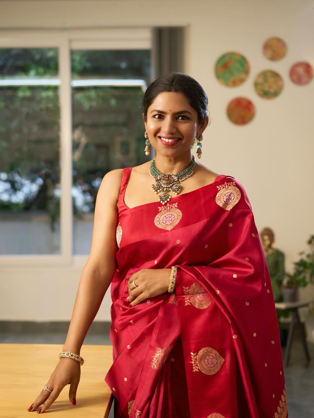 Neeraja Kona Biography: Age, Career, Marriage, Husband, Movies ...