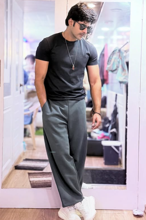 The Girlfriend Movie Hero Dheekshith Shetty Biography: Age, Career ...