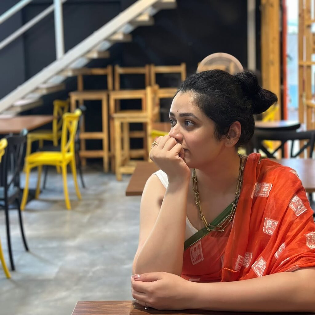 Girija Oak Godbole Biography: Age, Career, Family, Physical Appearance ...